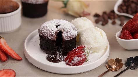 تشوكلت فوندو مع ايس كريم بارد بطعم لا يقاوم 😋😍 Youtube