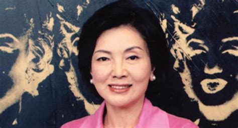 Hong Ra Hee ⋆