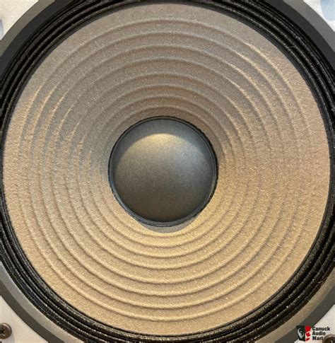 Pair Of Classic Pioneer Hpm 60 Speakers In Exceptional Condition Photo 4286902 Canuck