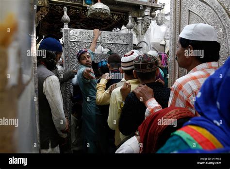 Ajmer Sharif Dargah Rajasthan Tomb Of Moinuddin Chishti Main Shrine
