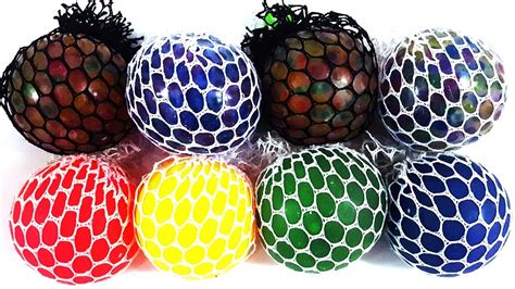 색깔 스쿼시 볼로 재미있는 놀이와 영어 색깔놀이 그리고 장난감 서프라이즈 알까기 놀이 동영상 Youtube