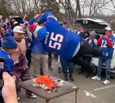 Bills Mafia Puts On A Tailgating Clinic In Kansas City Outkick