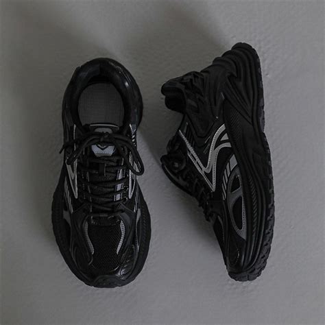 China Customized New Dad Shoes Thick Soles Manufacturers Factory