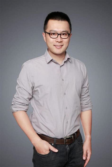 速来互动提问！ 馒头大师”张玮将来汉作新书《历史的温度7》分享 极目新闻