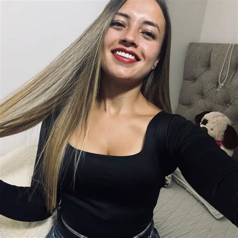 Stefania 💕 Stefaniaa On Threads Stefania 💕 Stefaniaa On Threads
