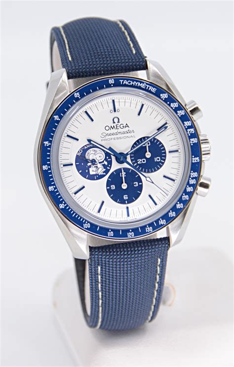 Speedmaster Silver Snoopy Award 2021 Tawatch