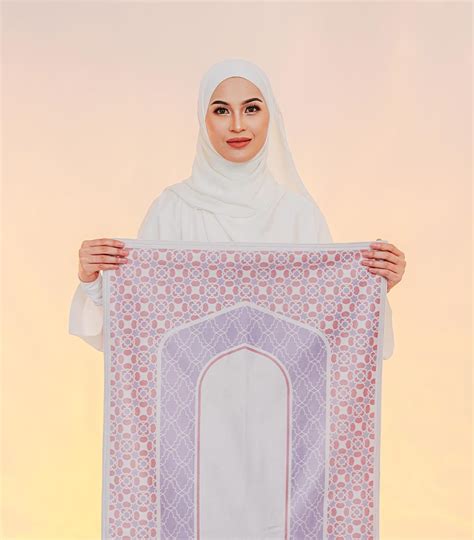 Sakeena Standard Sajada Amru