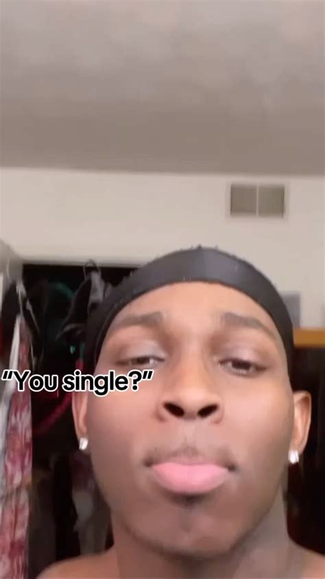 Ya Fav Crackhead 🧍🏿‍♂️ Im Single And What Just Leave Me Alone 😣