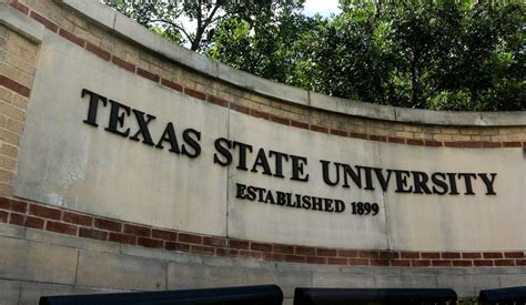Txst Reflects On Booksmart Program The University Star
