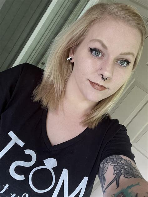 What Should I Color My Hair My Work Allows Any Color This Is My