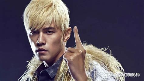 周杰伦出道20周年 写真合集 知乎