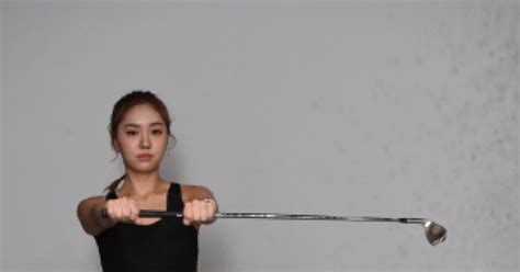 골프 홈트레이닝 필드가 부른다 코킹 제대로 하려면 손목 근육 강화부터