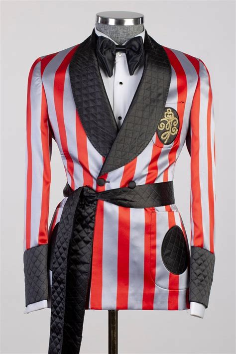 Bespoke Black And Red Stripe Double Breasted Prom Suits With Black Bel