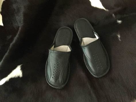 Тапочки кожаные мужские закрытый носок тапки домашні чоловічі закриті 340 грн Домашні капці