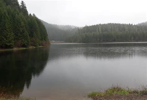 Hemlock Lake Camping Umpqua National Forest Oregon