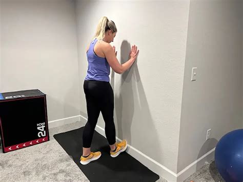 Standing Bent Over Calf Stretch Cdmgyw