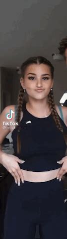 Charli Damelio Vs Brooke Monk R Gooned