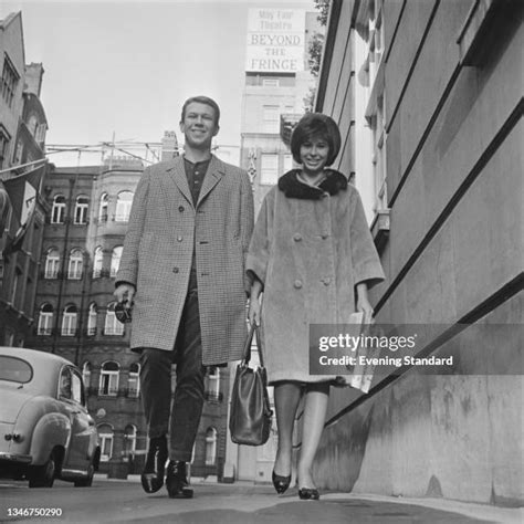 204 Dick Dee Dee Photos And High Res Pictures Getty Images