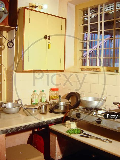 Middle Class Small Kitchen