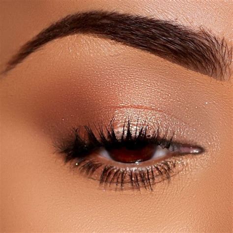 Youtuber Shares Magic Eyeshadow Blending Hack In 2024 How To Apply