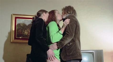 Голая Кали Ханса в Mädchen Im Nachtverkehr