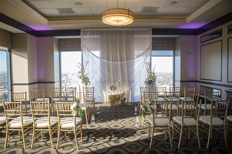 The University Club Atop Symphony Towers San Diego Ca Clubs