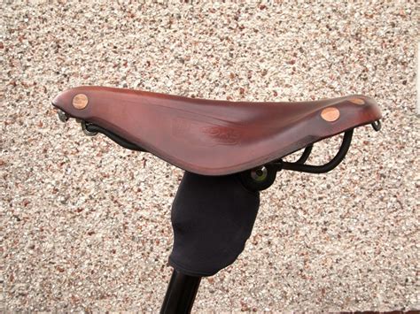Patina On The Brooks B17 Select Tour On A Bike