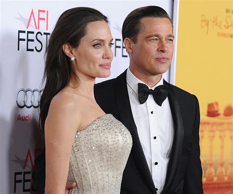 Brad Pitt Will Be Cooking Up A Storm This Thanksgiving