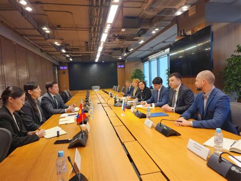 УУХҮ ийн дэд сайд Б Уянга ОХУ ын Үйлдвэр худалдааны дэд сайдтай уулзлаа