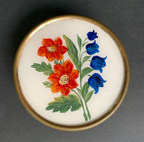 Beautiful Set Of Five Circular Candy Boxes With Floral Patterns