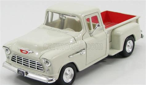 Motor Max Chevrolet Chevy Stepside 5100 Pick Up 1955 124 Biely