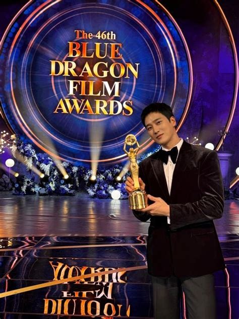 Ahn Bo Hyun Wins Best New Actor At Blue Dragon Awards