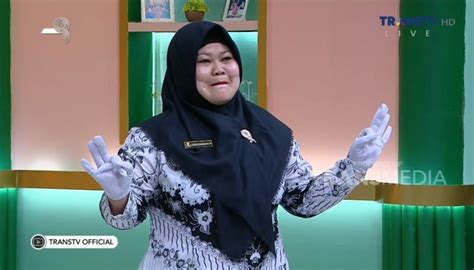 Viral Masuk Tv Dirigen Powerfull Tampil Memukau Bersama Tim Paduan