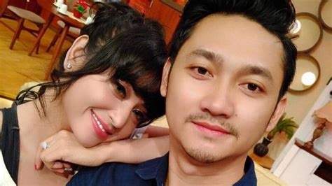 Dewi Persik Biodata And Profil Lengkap Kepogaul
