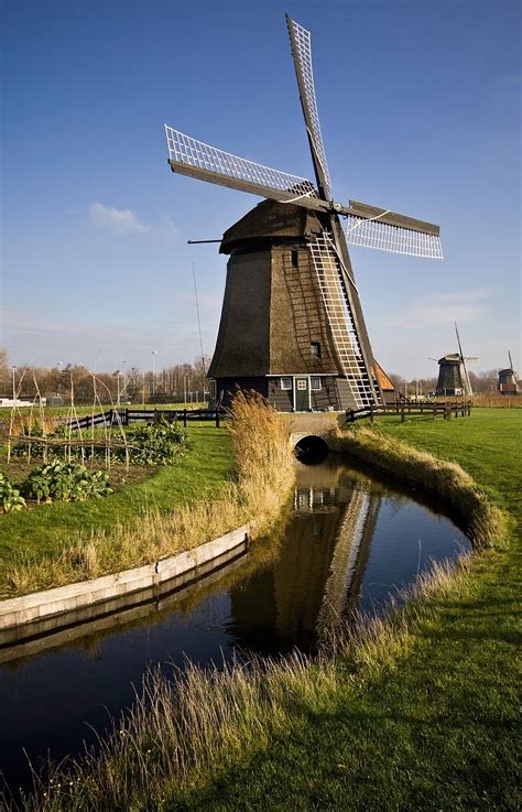 Canvas Of Light ~ Photography Windmills