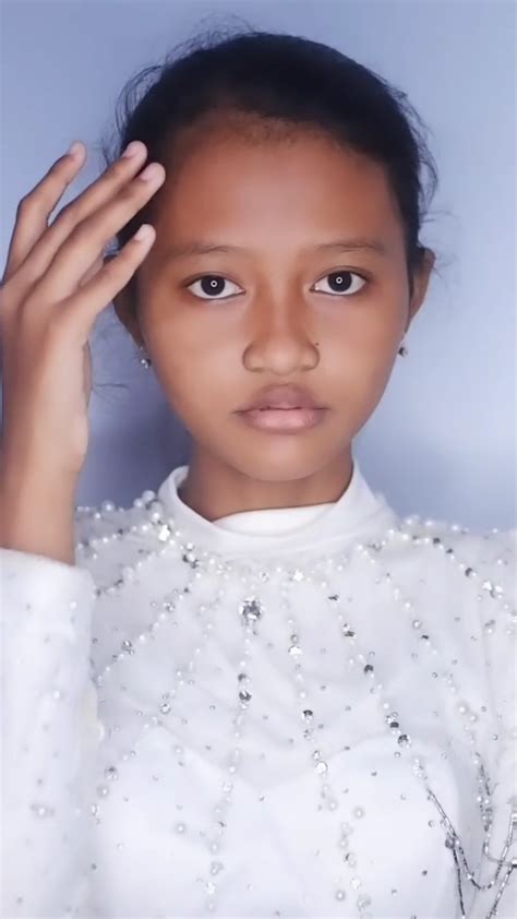 Potret Perubahan Gadis Lugu Dirias Bak Supermodel Ini Bikin Melongo