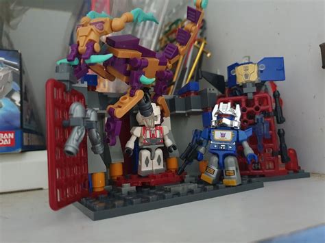 Kre O Not LEGO Transformer Autobot Command Centre With Megatron Starscream Soundwave Hobbies