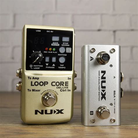 Nux Loop Core Deluxe Wdual Foot Switch Bundle