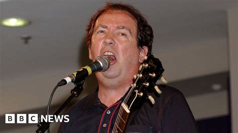 Pete Shelley Stars Tributes Show Buzzcocks Singers Huge Influence