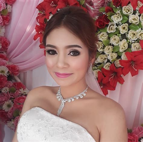 แต่งหน้าตามสไตล์ Preedee