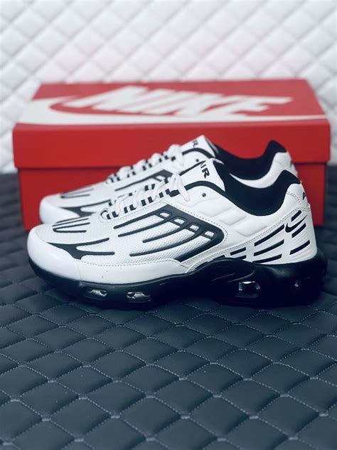 Nike Air Max 95 кросівки чоловічі білі Найк Аір Макс 95: 1 099 грн ...