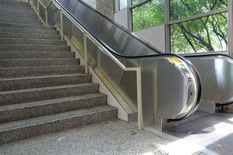 Escalator Cladding — Nic Solutions