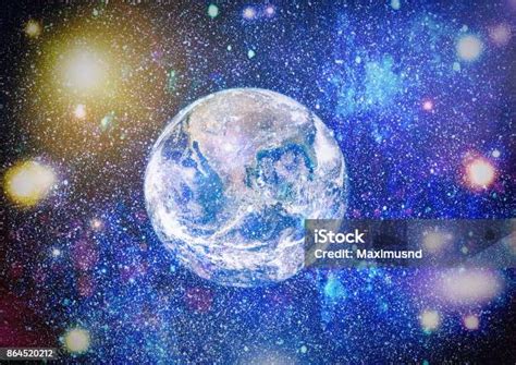Bumi Dari Luar Angkasa Elemen Gambar Ini Dilengkapi Oleh Nasa Foto Stok