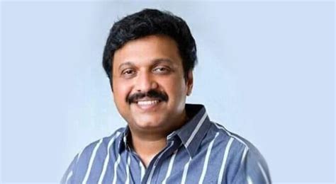 ദൈവനാമത്തില്‍ ഗണേഷും സഗൗരവത്തില്‍ കടന്നപ്പള്ളിയും മന്ത്രിമാരായി ചുമതലയേറ്റു Karaval Daily