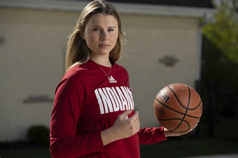 Photos Lenee Beaumont The 2023 Ms Basketball Of Illinois Chicago