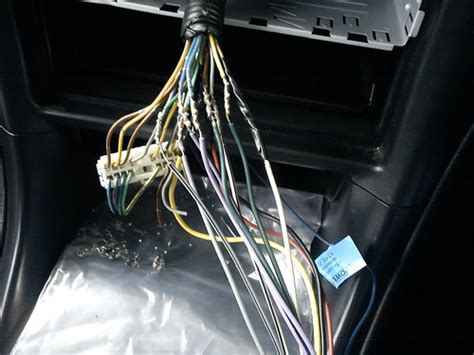 VT VX Installing An Aftermarket Head Unit Just Commodores