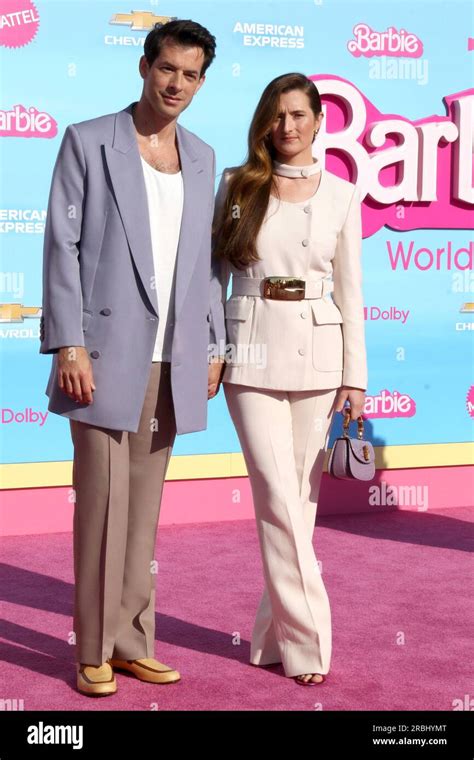 Los Angeles Ca 9 Luglio 2023 Mark Ronson Grace Grummer Agli Arrivi Per La Barbie Movie