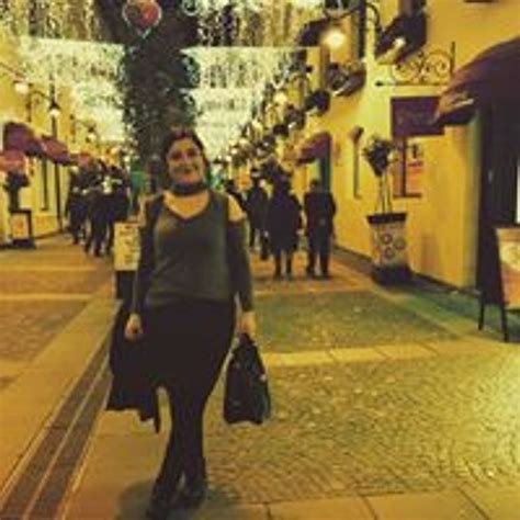 Stream Seda Macit Music Listen To Songs Albums Playlists For Free