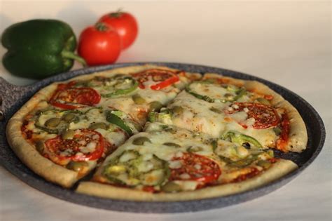 Veg Pizza Pictures Download Free Images On Unsplash