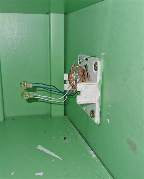 Electrical What Is This Low Power Connector On My Intercom Wires Home Improvement Stack